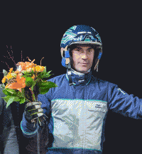 Fin debutant fra Troels Andersen | TRAVSERVICE